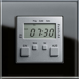 EC001594 - Time switch clock for domestic switching devices