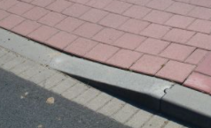 EC003233 - Kerbstone driveway transition