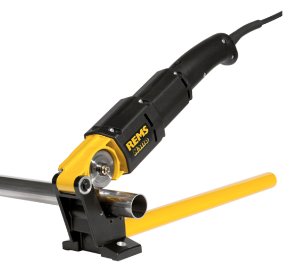 EC004937 - Pipe cutter (electric)
